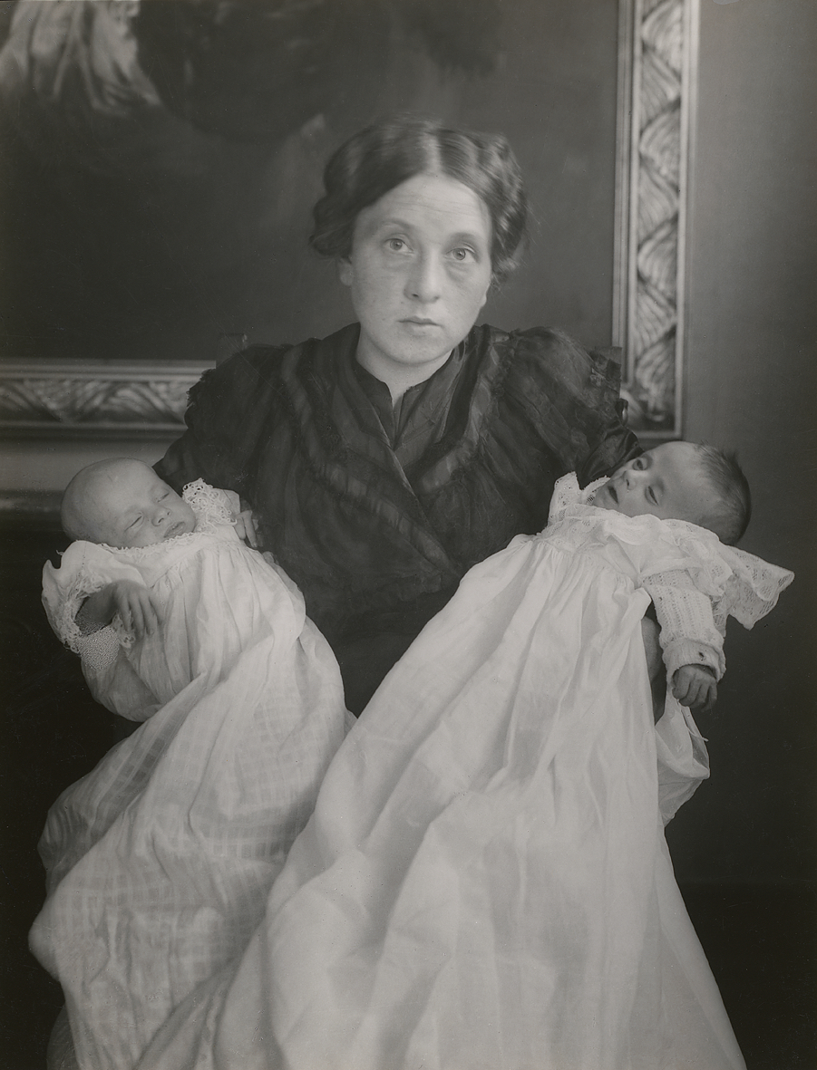 The Great Read: Mourning Becomes Elect[ronic] - S Y N A P S I S